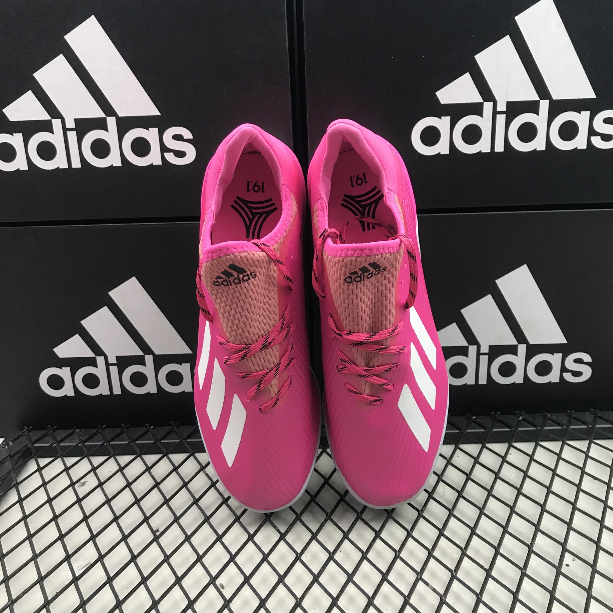 Giày đá banh Adidas X19.1 Hồng vạch trắng TF - SuperGiay.com