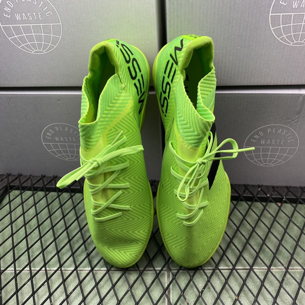Giày đá banh F1 messi cổ chun Chuối TF - SuperGiay.com